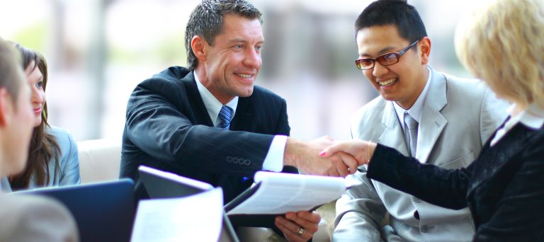 7 Tahapan Negosiasi dalam Komunikasi Bisnis - CCSI ASIA